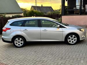 Grey Ford Focus 2013 in Rokiskis, with an engine capacity of 2.00 L and mileage of 318 thousand km for 3450 €, photo 3 on AUTOMOTO.COM.LV
