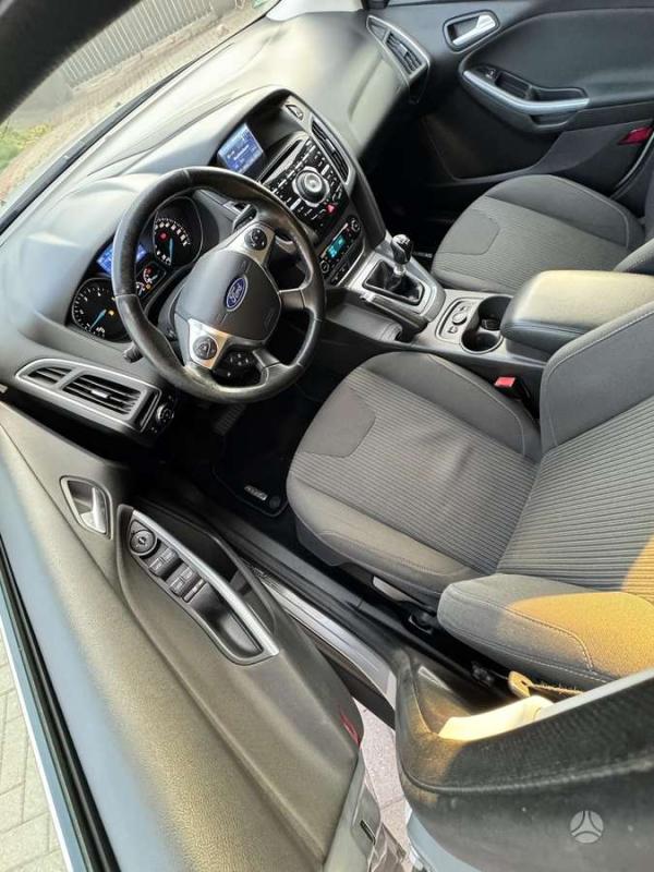 Pelēks Ford Focus 2013 Rokiškis, ar dzinēja tilpumu 2.00 L un nobraukumu 318 tūkst. km par 3450 €, foto 9 vietnē AUTOMOTO.COM.LV