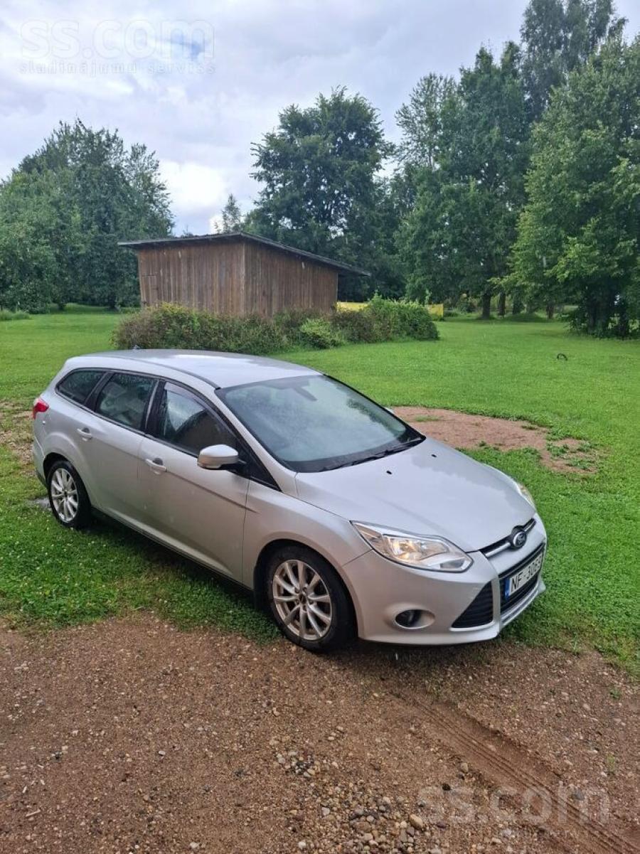 Pelēks Ford Focus 2013 Ogre, ar dzinēja tilpumu 1.60 L un nobraukumu 178 tūkst. km par 1900 €, foto 6 vietnē AUTOMOTO.COM.LV