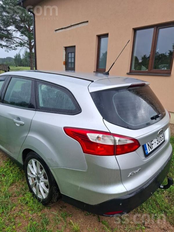 Pelēks Ford Focus 2013 Ogre, ar dzinēja tilpumu 1.60 L un nobraukumu 178 tūkst. km par 1900 €, foto 7 vietnē AUTOMOTO.COM.LV