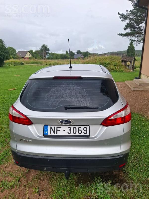Pelēks Ford Focus 2013 Ogre, ar dzinēja tilpumu 1.60 L un nobraukumu 178 tūkst. km par 1900 €, foto 10 vietnē AUTOMOTO.COM.LV