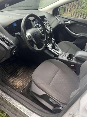 Grey Ford Focus 2013 in Vilnius, with an engine capacity of 2.00 L and mileage of 277 thousand km for 2200 €, photo 7 on AUTOMOTO.COM.LV