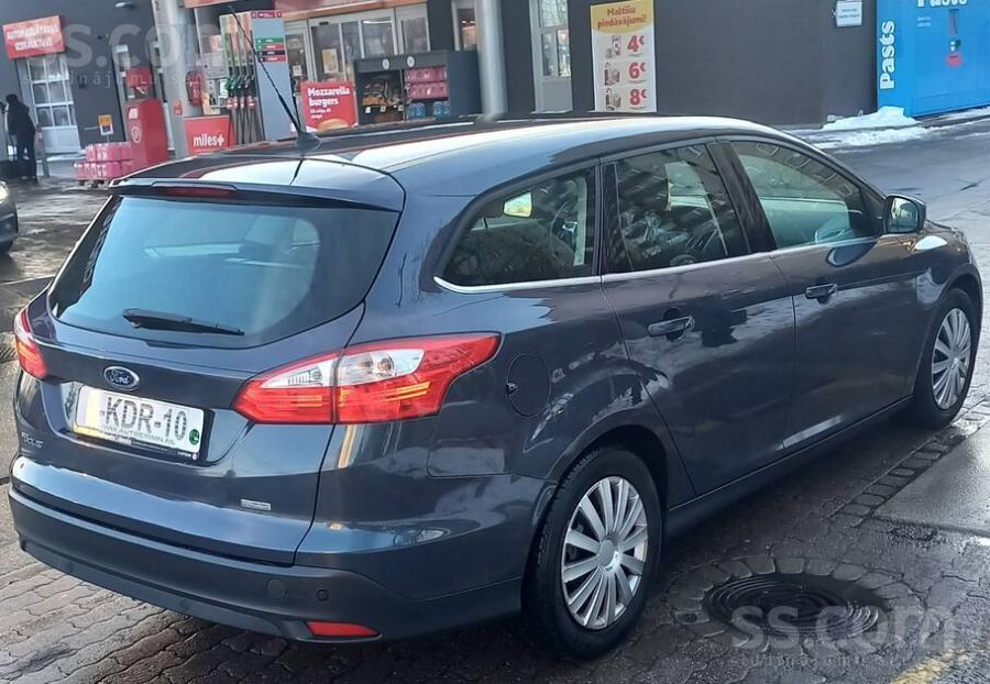 Pelēks Ford Focus 2013 Rīga, ar dzinēja tilpumu 1.60 L un nobraukumu 280 tūkst. km par 3100 €, foto 8 vietnē AUTOMOTO.COM.LV