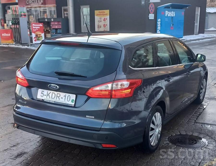 Pelēks Ford Focus 2013 Rīga, ar dzinēja tilpumu 1.60 L un nobraukumu 280 tūkst. km par 3100 €, foto 9 vietnē AUTOMOTO.COM.LV