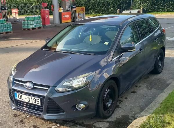 Grey Ford Focus 2013 in Riga, with an engine capacity of 1.60 L and mileage of 280 thousand km for 3200 €, photo 2 on AUTOMOTO.COM.LV