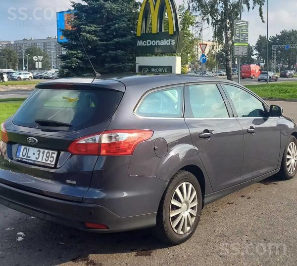 Grey Ford Focus 2013 in Riga, with an engine capacity of 1.60 L and mileage of 280 thousand km for 3200 €, photo 7 on AUTOMOTO.COM.LV