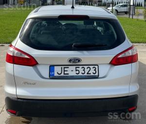 Grey Ford Focus 2013 in Liepaja, with an engine capacity of 1.60 L and mileage of 196 thousand km for 3900 €, photo 3 on AUTOMOTO.COM.LV