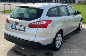 Grey Ford Focus 2013 in Liepaja, with an engine capacity of 1.60 L and mileage of 196 thousand km for 3900 €, photo 6 on AUTOMOTO.COM.LV
