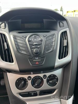 Grey Ford Focus 2013 in Liepaja, with an engine capacity of 1.60 L and mileage of 196 thousand km for 3900 €, photo 14 on AUTOMOTO.COM.LV