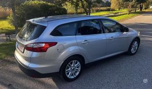 Pelēks Ford Focus 2013 Utena, ar dzinēja tilpumu 1.00 L un nobraukumu 247 tūkst. km par 2650 €, foto 12 vietnē AUTOMOTO.COM.LV