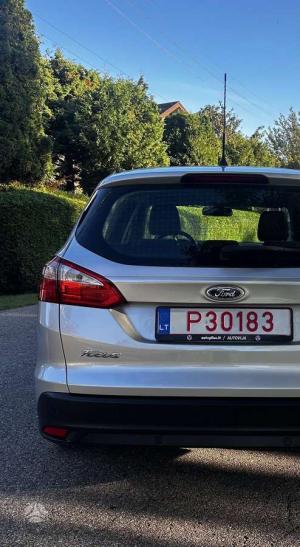 Pelēks Ford Focus 2013 Utena, ar dzinēja tilpumu 1.00 L un nobraukumu 247 tūkst. km par 2650 €, foto 17 vietnē AUTOMOTO.COM.LV