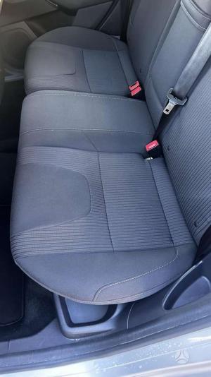 Pelēks Ford Focus 2013 Utena, ar dzinēja tilpumu 1.00 L un nobraukumu 247 tūkst. km par 2650 €, foto 26 vietnē AUTOMOTO.COM.LV