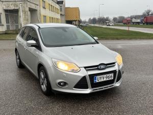 Pelēks Ford Focus 2014 Kauņa, ar dzinēja tilpumu 1.00 L un nobraukumu 300 tūkst. km par 2800 €, foto  vietnē AUTOMOTO.COM.LV