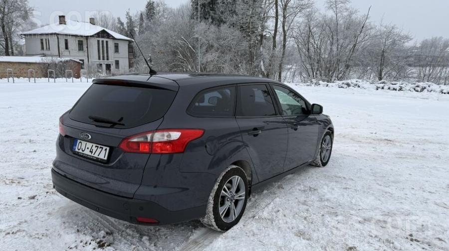 Pelēks Ford Focus 2014 Saldus, ar dzinēja tilpumu 1.60 L un nobraukumu 250 tūkst. km par 4590 €, foto 7 vietnē AUTOMOTO.COM.LV