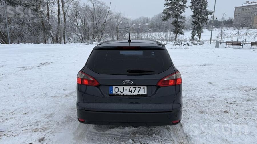 Pelēks Ford Focus 2014 Saldus, ar dzinēja tilpumu 1.60 L un nobraukumu 250 tūkst. km par 4590 €, foto 8 vietnē AUTOMOTO.COM.LV