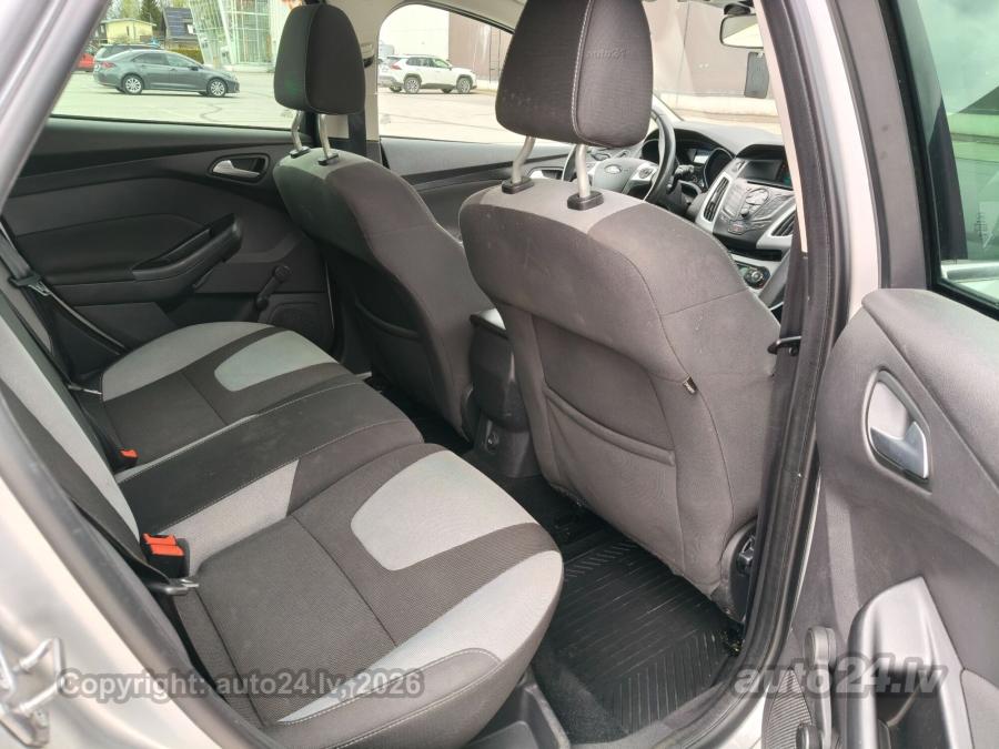 Pelēks Ford Focus 2014 Tallina, ar dzinēja tilpumu 1.60 L un nobraukumu 130 tūkst. km par 6900 €, foto 9 vietnē AUTOMOTO.COM.LV