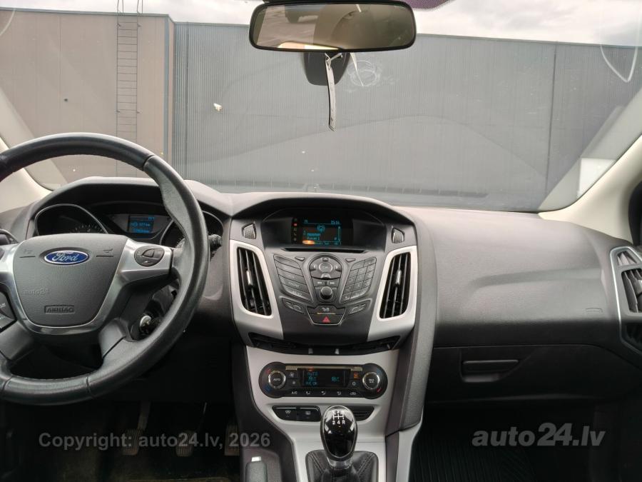 Pelēks Ford Focus 2014 Tallina, ar dzinēja tilpumu 1.60 L un nobraukumu 130 tūkst. km par 6900 €, foto 10 vietnē AUTOMOTO.COM.LV