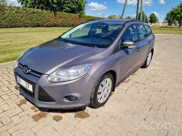 Pelēks Ford Focus 2014 Aizkraukle, ar dzinēja tilpumu 1.00 L un nobraukumu 276 tūkst. km par 4000 €, foto 1 vietnē AUTOMOTO.COM.LV