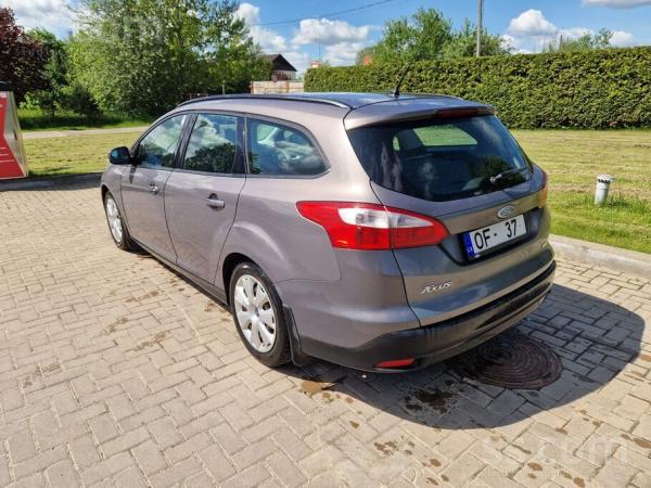 Pelēks Ford Focus 2014 Aizkraukle, ar dzinēja tilpumu 1.00 L un nobraukumu 276 tūkst. km par 4000 €, foto 5 vietnē AUTOMOTO.COM.LV