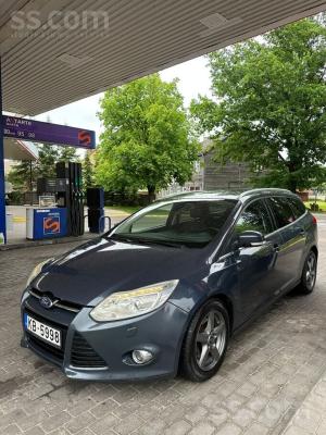 Grey Ford Focus 2014 in Jelgava, with an engine capacity of 2.00 L and mileage of 315 thousand km for 3900 €, photo 4 on AUTOMOTO.COM.LV