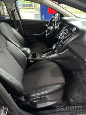 Grey Ford Focus 2014 in Jelgava, with an engine capacity of 2.00 L and mileage of 315 thousand km for 3900 €, photo 8 on AUTOMOTO.COM.LV