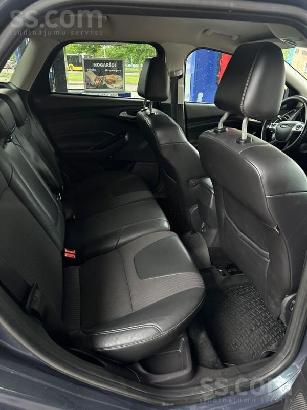 Pelēks Ford Focus 2014 Jelgava, ar dzinēja tilpumu 2.00 L un nobraukumu 315 tūkst. km par 3900 €, foto 8 vietnē AUTOMOTO.COM.LV