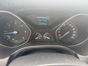 Grey Ford Focus 2014 in Saldus, with an engine capacity of 1.60 L and mileage of 252 thousand km for 4440 €, photo 19 on AUTOMOTO.COM.LV