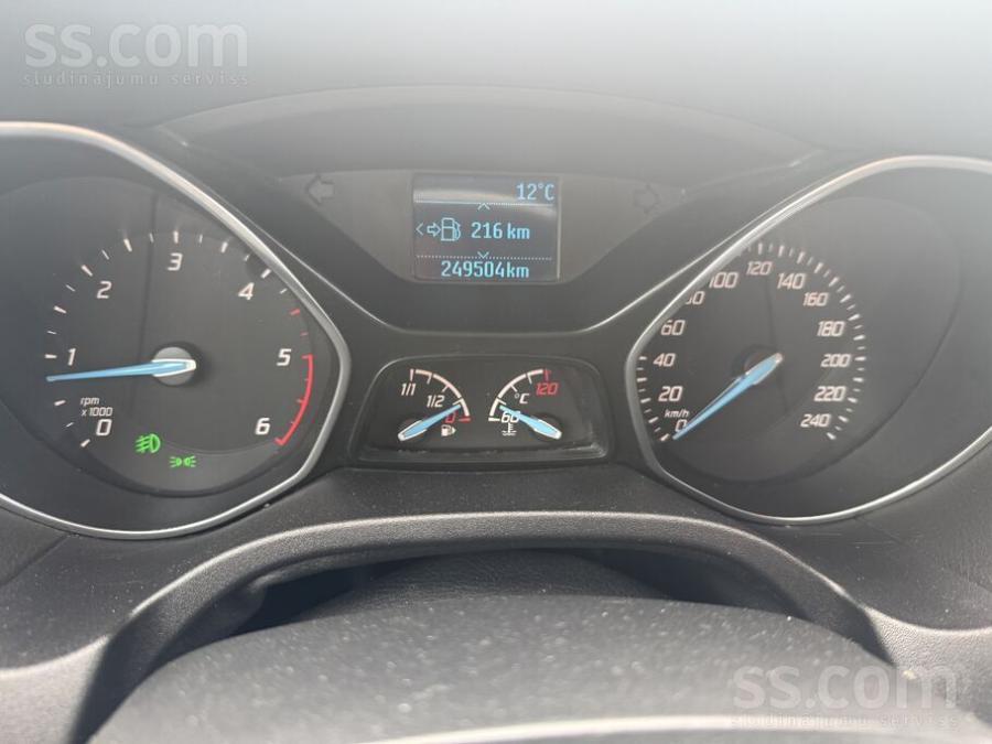Grey Ford Focus 2014 in Saldus, with an engine capacity of 1.60 L and mileage of 252 thousand km for 4440 €, photo 19 on AUTOMOTO.COM.LV