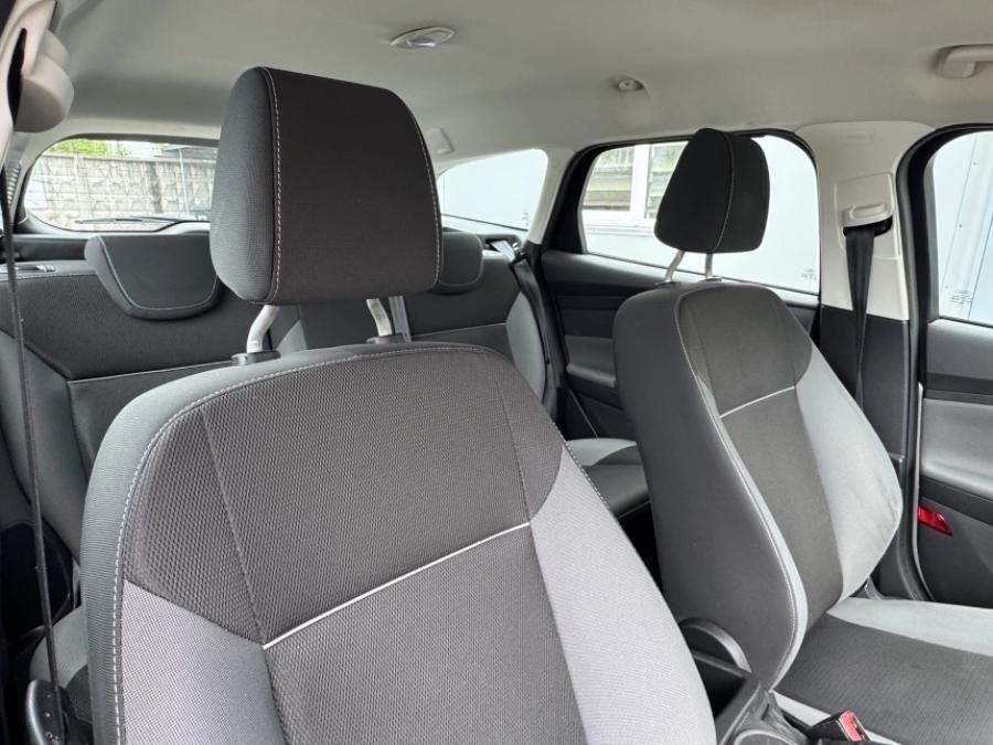 Grey Ford Focus 2014 in Riga, with an engine capacity of 1.00 L and mileage of 172 thousand km for 4390 €, photo 5 on AUTOMOTO.COM.LV