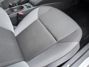 Grey Ford Focus 2014 in Riga, with an engine capacity of 1.00 L and mileage of 172 thousand km for 4390 €, photo 6 on AUTOMOTO.COM.LV