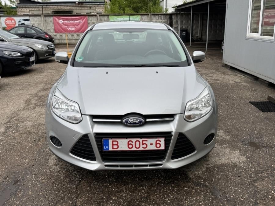 Grey Ford Focus 2014 in Riga, with an engine capacity of 1.00 L and mileage of 172 thousand km for 4390 €, photo 16 on AUTOMOTO.COM.LV