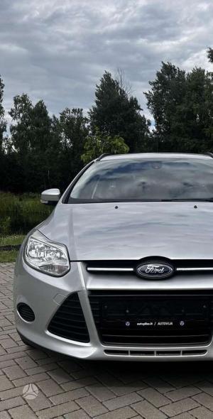Pelēks Ford Focus 2014 Utena, ar dzinēja tilpumu 1.00 L un nobraukumu 246 tūkst. km par 2950 €, foto 8 vietnē AUTOMOTO.COM.LV