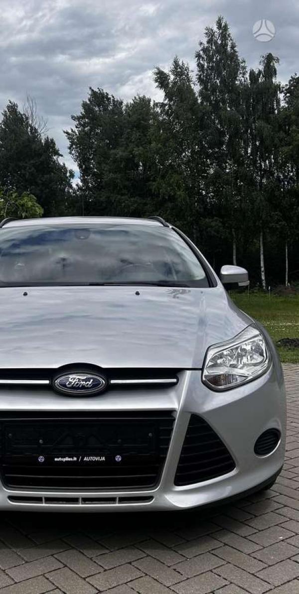 Grey Ford Focus 2014 in Utena, with an engine capacity of 1.00 L and mileage of 246 thousand km for 2950 €, photo 8 on AUTOMOTO.COM.LV