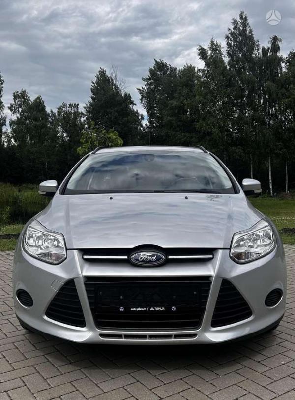 Grey Ford Focus 2014 in Utena, with an engine capacity of 1.00 L and mileage of 246 thousand km for 2950 €, photo 9 on AUTOMOTO.COM.LV