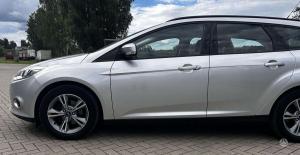 Pelēks Ford Focus 2014 Utena, ar dzinēja tilpumu 1.00 L un nobraukumu 246 tūkst. km par 2950 €, foto 11 vietnē AUTOMOTO.COM.LV