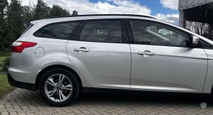 Pelēks Ford Focus 2014 Utena, ar dzinēja tilpumu 1.00 L un nobraukumu 246 tūkst. km par 2950 €, foto 13 vietnē AUTOMOTO.COM.LV