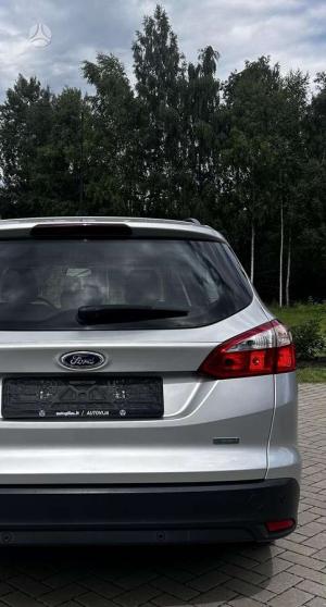 Pelēks Ford Focus 2014 Utena, ar dzinēja tilpumu 1.00 L un nobraukumu 246 tūkst. km par 2950 €, foto 20 vietnē AUTOMOTO.COM.LV