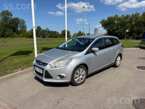 Pelēks Ford Focus 2014 Rīga, ar dzinēja tilpumu 1.60 L un nobraukumu 232 tūkst. km par 2600 €, foto  vietnē AUTOMOTO.COM.LV