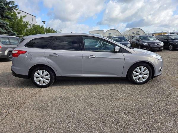 Grey Ford Focus 2014 in Marijampole, with an engine capacity of 1.56 L and mileage of 248 thousand km for 3300 €, photo 3 on AUTOMOTO.COM.LV