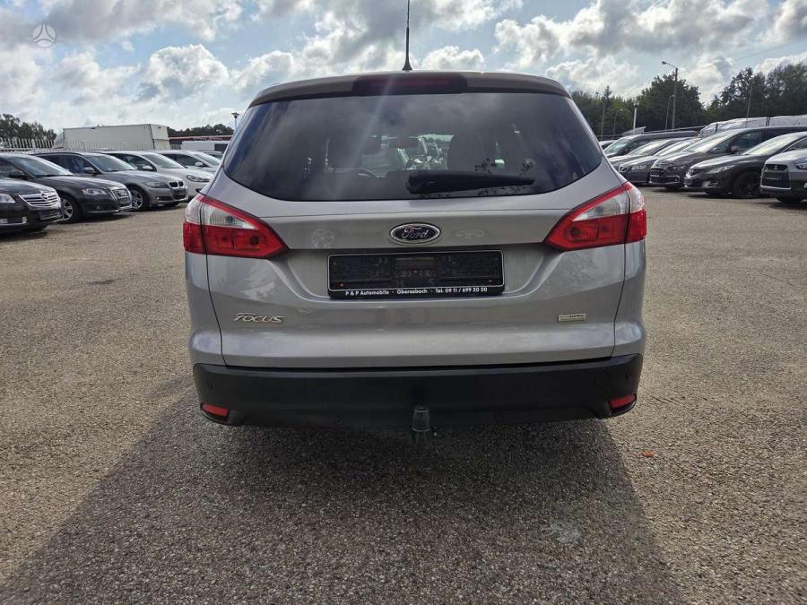 Grey Ford Focus 2014 in Marijampole, with an engine capacity of 1.56 L and mileage of 248 thousand km for 3300 €, photo 6 on AUTOMOTO.COM.LV