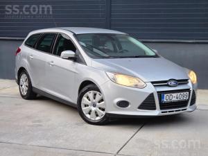 Pelēks Ford Focus 2014 Rīga, ar dzinēja tilpumu 1.60 L un nobraukumu 236 tūkst. km par 2990 €, foto 4 vietnē AUTOMOTO.COM.LV