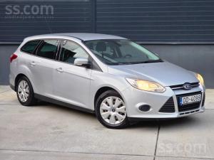 Pelēks Ford Focus 2014 Rīga, ar dzinēja tilpumu 1.60 L un nobraukumu 236 tūkst. km par 2990 €, foto 5 vietnē AUTOMOTO.COM.LV
