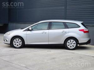 Pelēks Ford Focus 2014 Rīga, ar dzinēja tilpumu 1.60 L un nobraukumu 236 tūkst. km par 2990 €, foto 12 vietnē AUTOMOTO.COM.LV