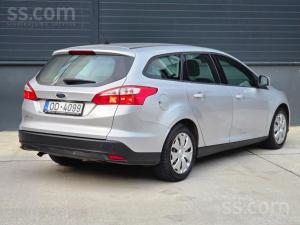 Pelēks Ford Focus 2014 Rīga, ar dzinēja tilpumu 1.60 L un nobraukumu 236 tūkst. km par 2990 €, foto 18 vietnē AUTOMOTO.COM.LV