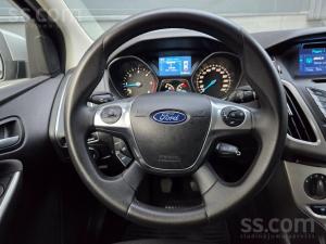 Pelēks Ford Focus 2014 Rīga, ar dzinēja tilpumu 1.60 L un nobraukumu 236 tūkst. km par 2990 €, foto 20 vietnē AUTOMOTO.COM.LV