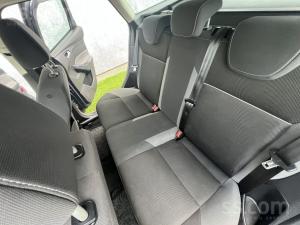 Pelēks Ford Focus 2014 Liepāja, ar dzinēja tilpumu 1.60 L un nobraukumu 289 tūkst. km par 3450 €, foto 13 vietnē AUTOMOTO.COM.LV