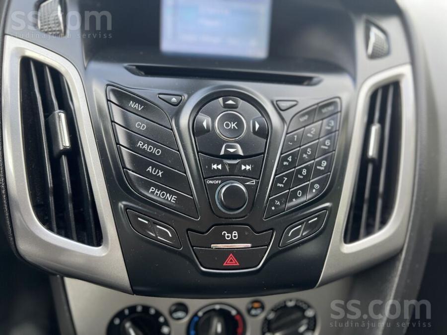 Pelēks Ford Focus 2014 Liepāja, ar dzinēja tilpumu 1.60 L un nobraukumu 289 tūkst. km par 3450 €, foto 17 vietnē AUTOMOTO.COM.LV