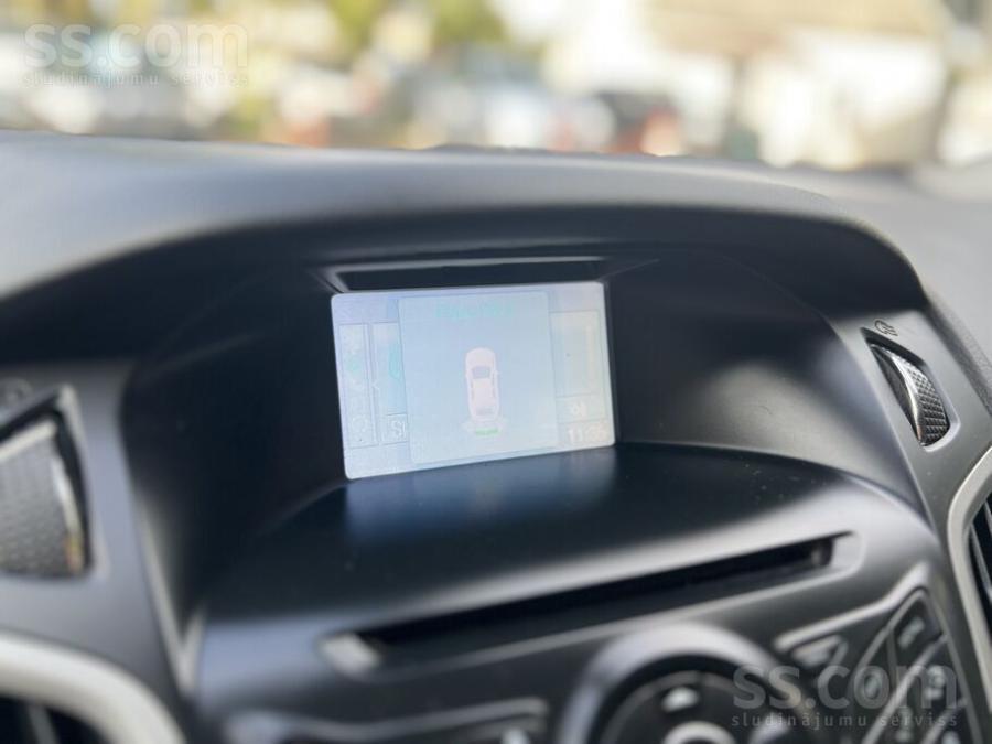 Pelēks Ford Focus 2014 Liepāja, ar dzinēja tilpumu 1.60 L un nobraukumu 289 tūkst. km par 3450 €, foto 18 vietnē AUTOMOTO.COM.LV