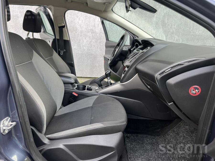 Pelēks Ford Focus 2014 Liepāja, ar dzinēja tilpumu 1.60 L un nobraukumu 289 tūkst. km par 3450 €, foto 19 vietnē AUTOMOTO.COM.LV