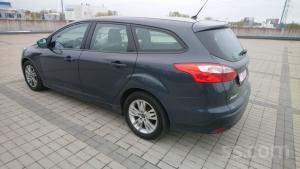 Pelēks Ford Focus 2014 Rīga, ar dzinēja tilpumu 1.60 L un nobraukumu 314 tūkst. km par 3090 €, foto 4 vietnē AUTOMOTO.COM.LV